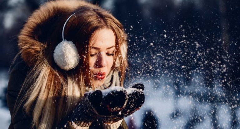 How to Protect Face from Cold? | The Social Life Of Artistic Property